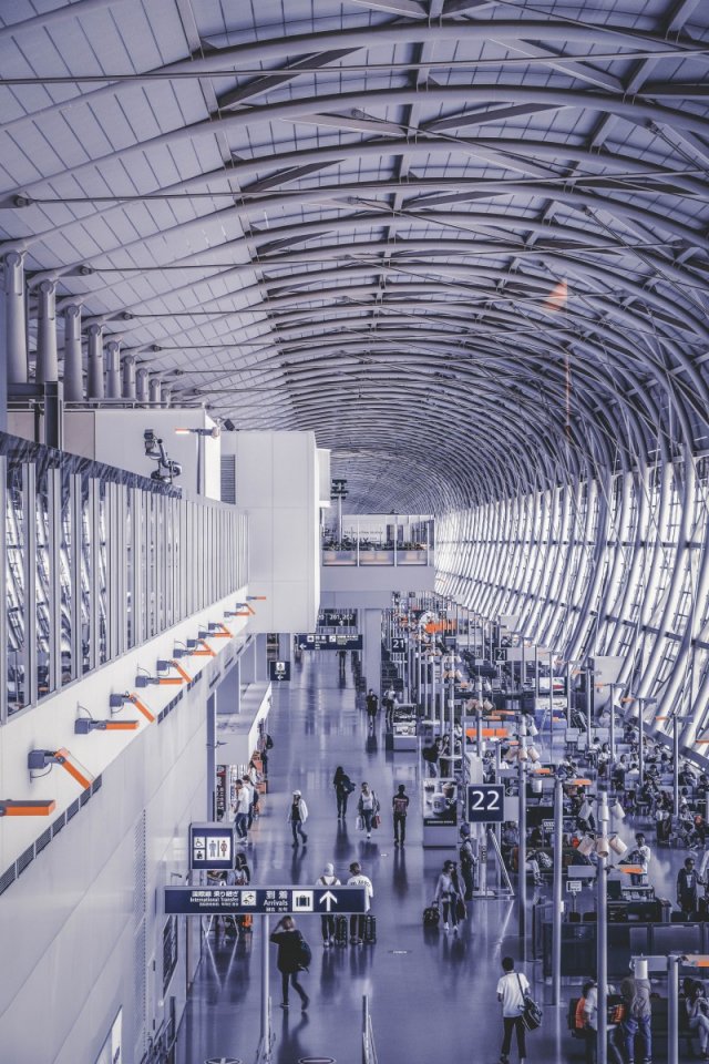 10 Last-Minute Tips For Your Next Flight - Passport To Eden